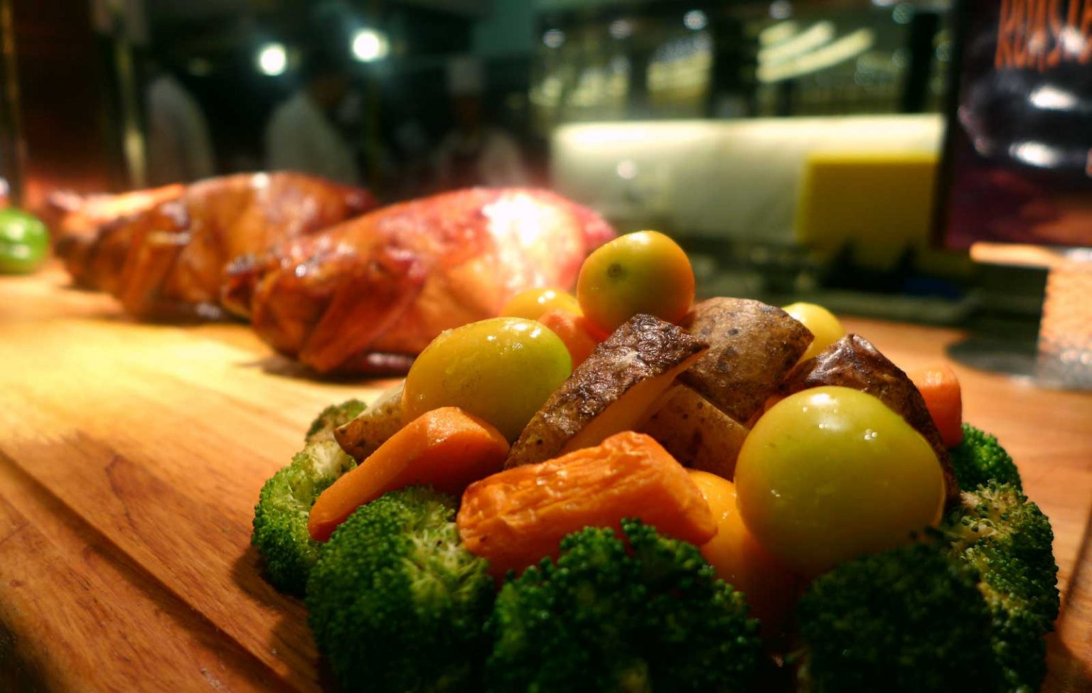 Buffet 101 Cebu offers all-you-can-eat dining in hotel setting