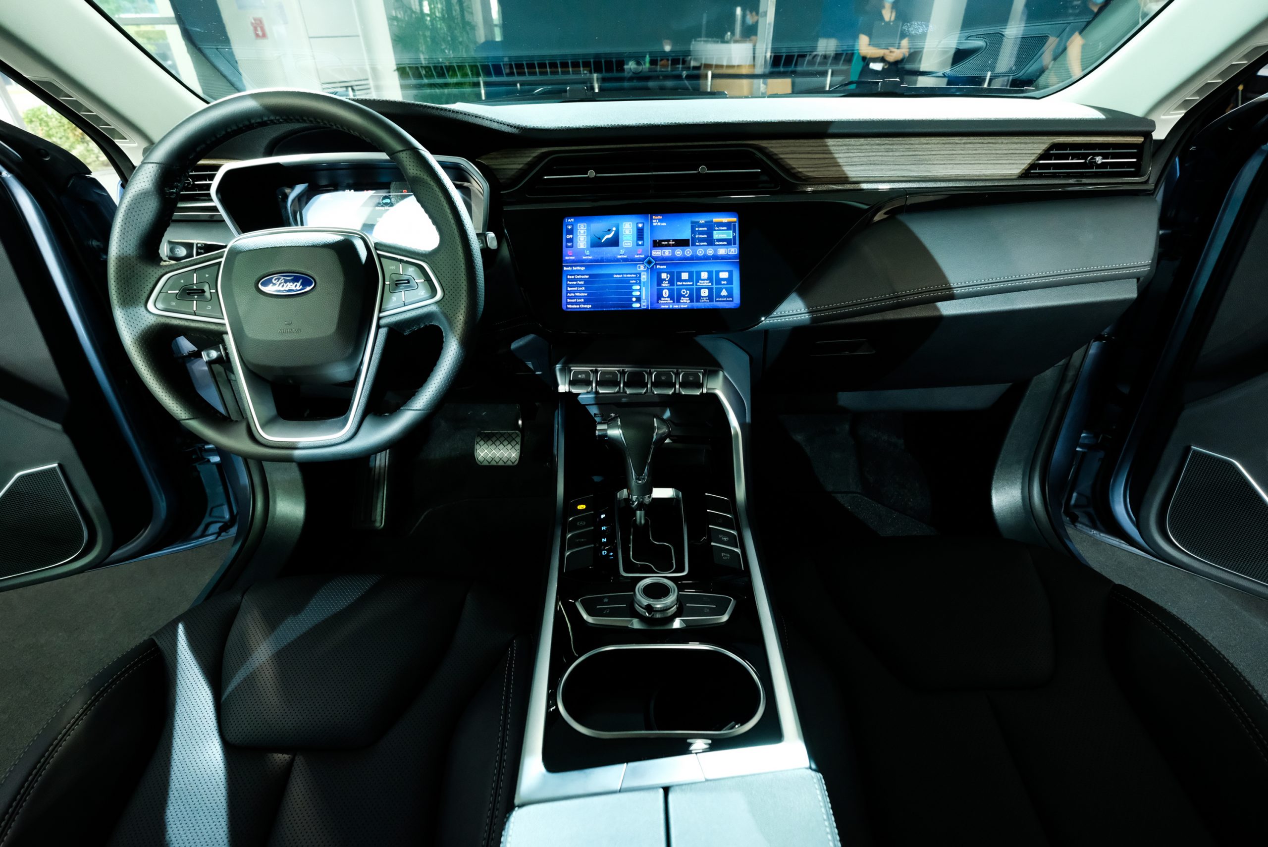 Ford Territory offers sleek, stylish ride with driver-assist technologies